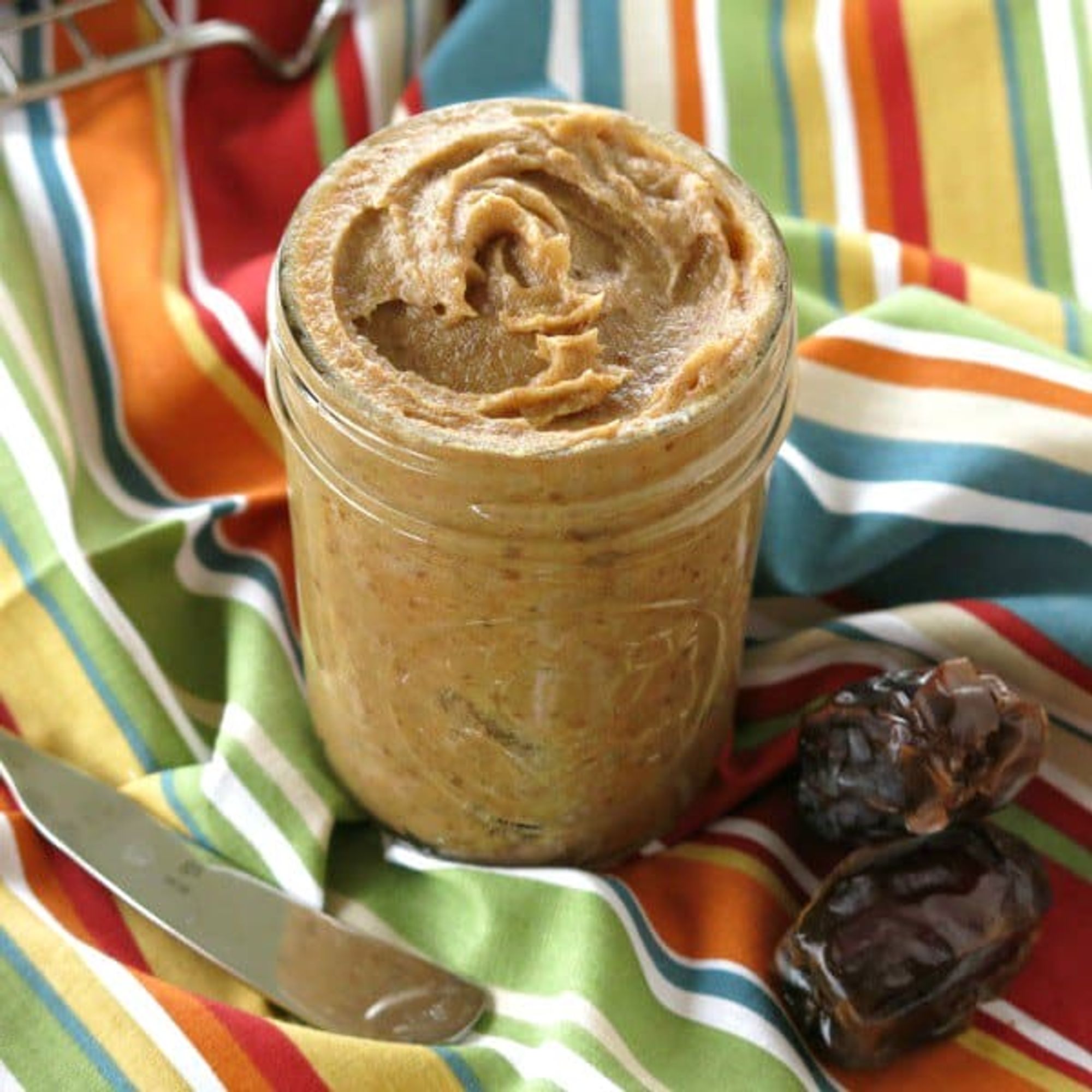 How to Make Date Paste {Recipe and Ways to Use It} - The Dinner-Mom ...