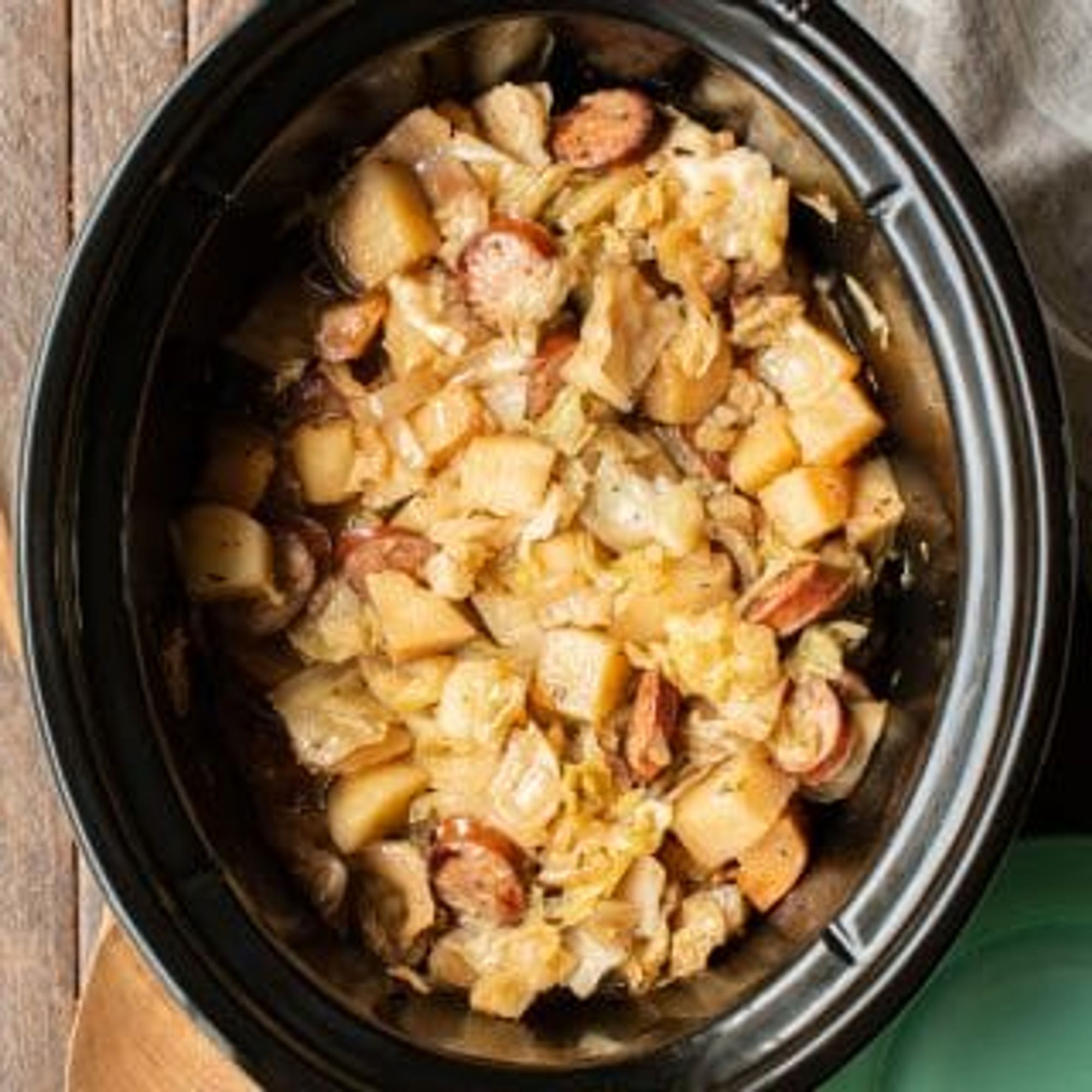 Slow Cooker Potatoes, Cabbage and Kielbasa - Magical Slow Cooker - My ...